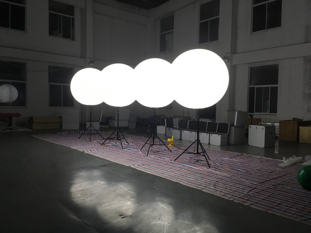 Lighted Balloon Stand In Brighted Led Lighting - Aerostat Balloon ...