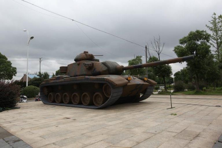 Inflatable Military Decoy Tank - Rc Blimp | Balloon Light | Grip Cloud ...