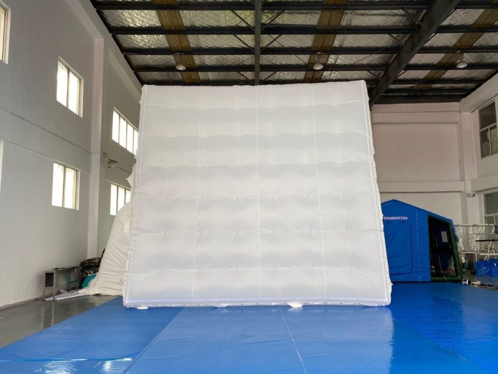 Grip Cloud Balloon - Aerostat Balloon,Acrobatic Balloon,Light Balloons ...